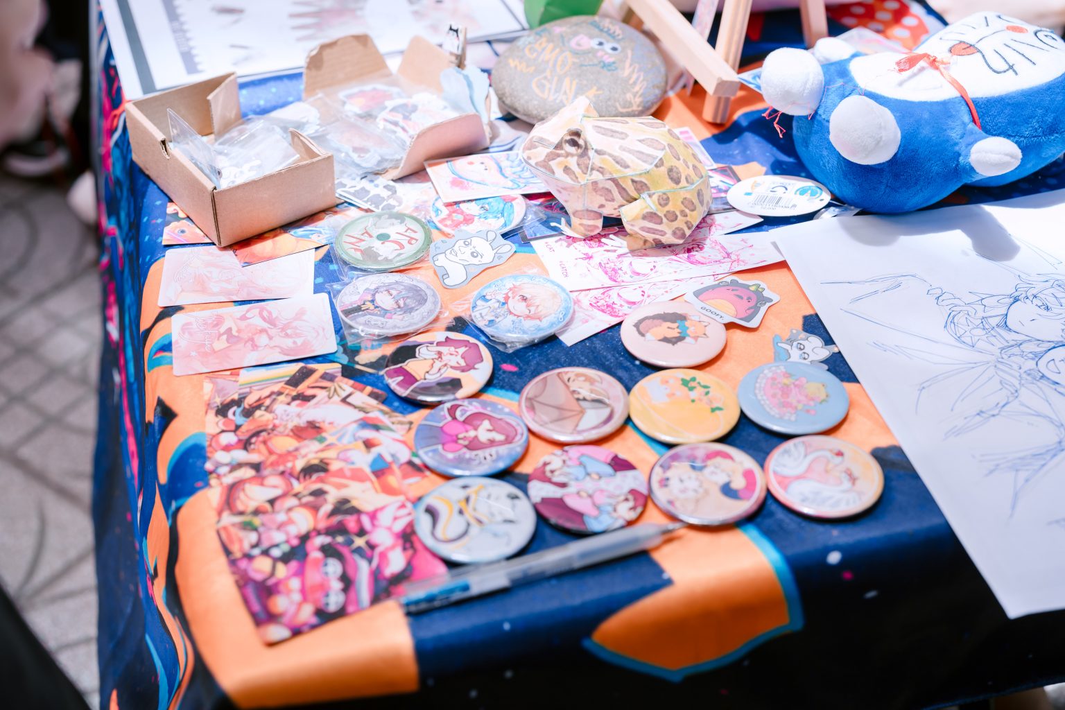 Trường THPT chuyên Ngoại ngữ tổ chức thành công Ngày hội Tư vấn tuyển ...